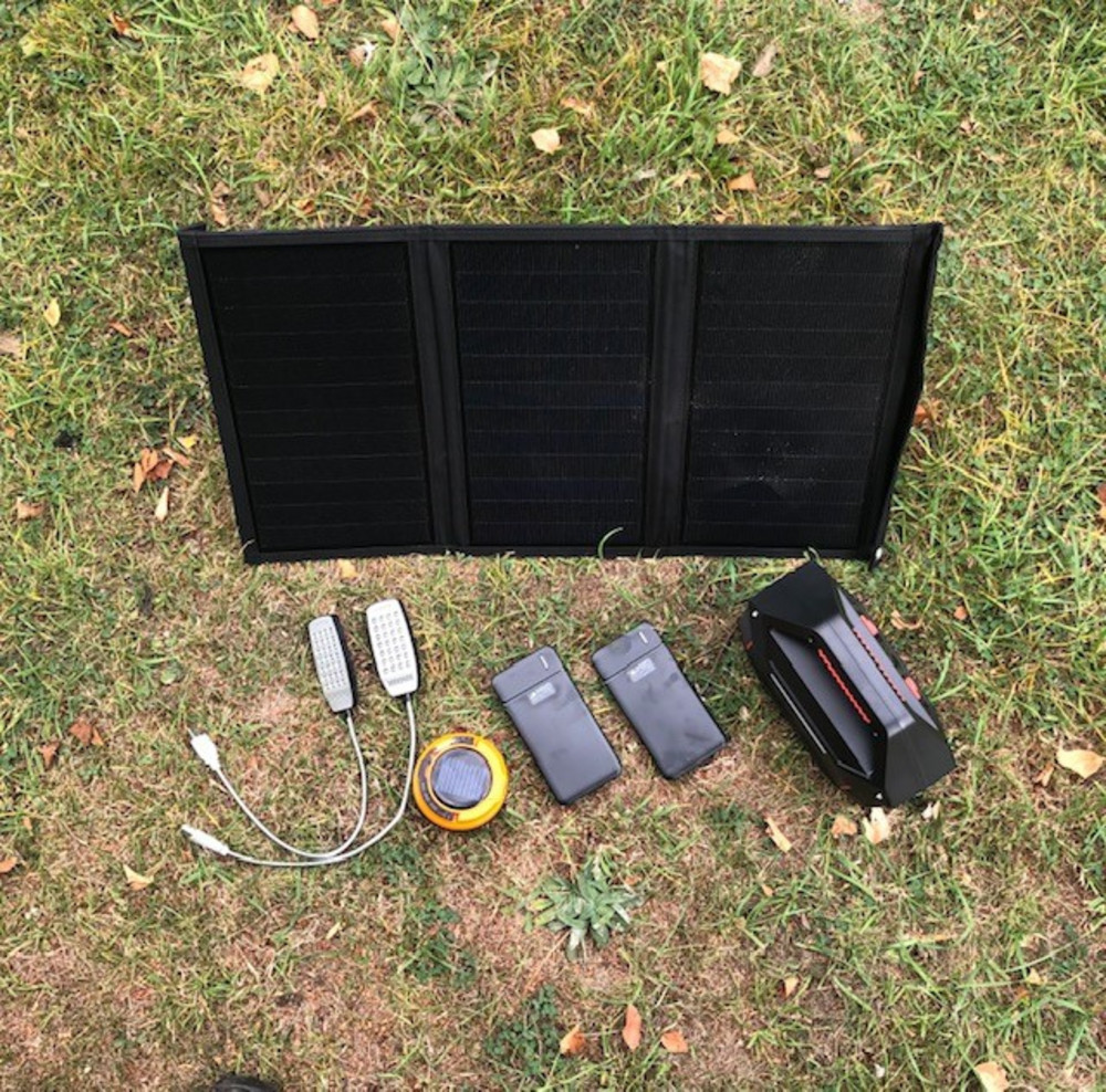 Family Camping Package Solar & 3 x Power Banks (62Ah), Lantern, LEDS £ ...
