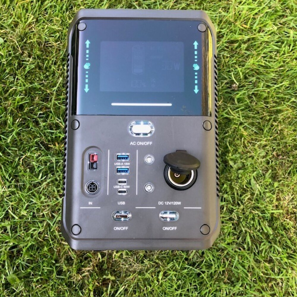 MSC 1075Wh LiFePO4 5V/12V/220V portable power station